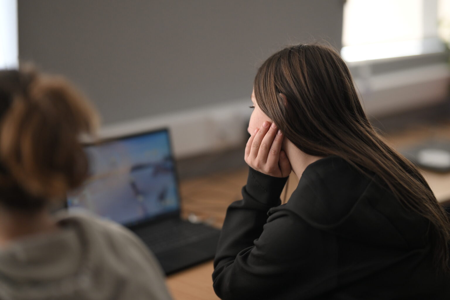 Dita e Internetit të Sigurt: Si t’i mbrojmë fëmijët online. Këshilla që ...